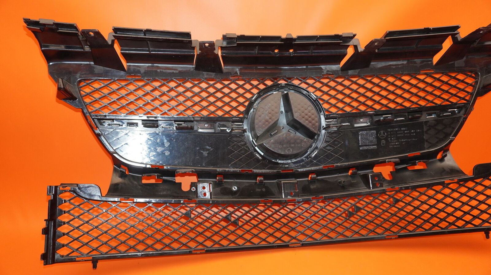 MERCEDES BENZ SLK350 GRILLE 2012 2013 2014 2015 2016 SLK300 A172 888 0160 OEM