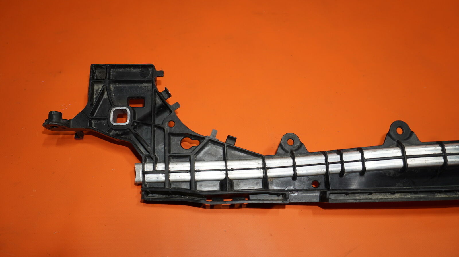 MERCEDES BENZ C300 UPPER TIE BAR GRILLE BRACKET 2015 2016 W205 C300 ...