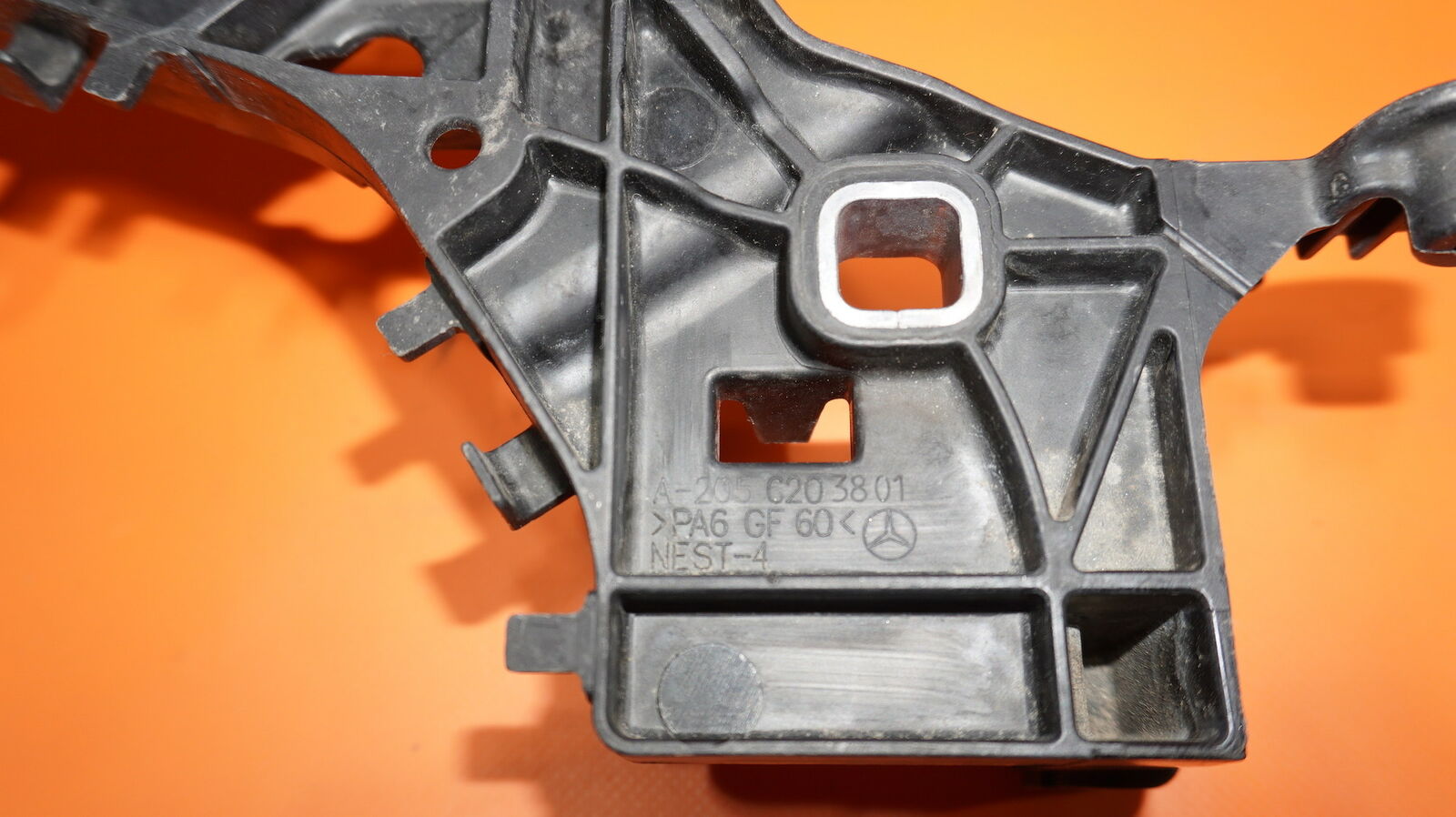 MERCEDES BENZ C300 UPPER TIE BAR GRILLE BRACKET 2015 2016 W205 C300 ...