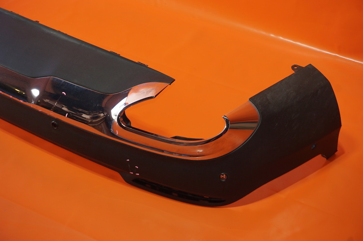 MERCEDES GLC300 REAR BUMPER VALANCE DIFFUSER 2016 2017 A2538850925 OEM