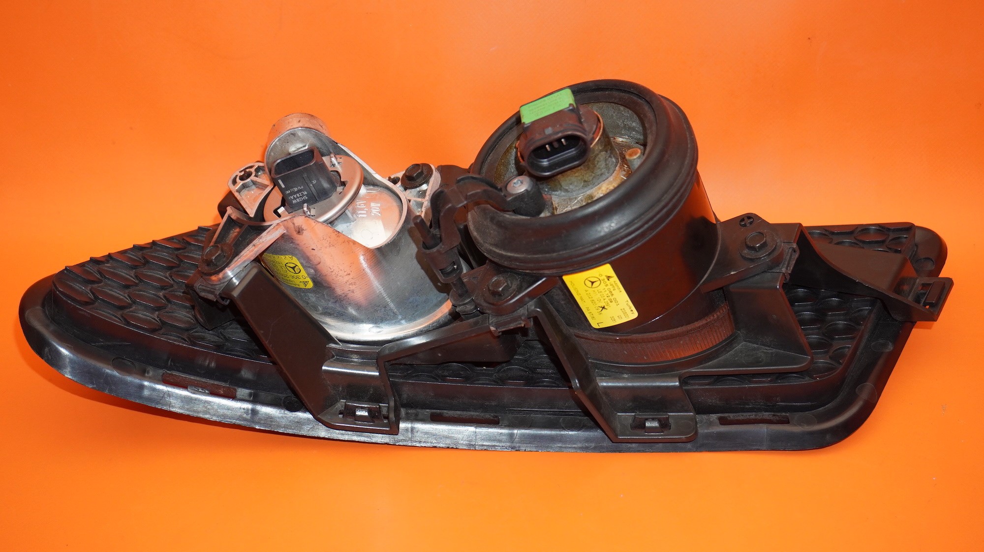 MERCEDES BENZ E350 FOG LIGHT LEFT DRIVER 2010 2011 2012 2013