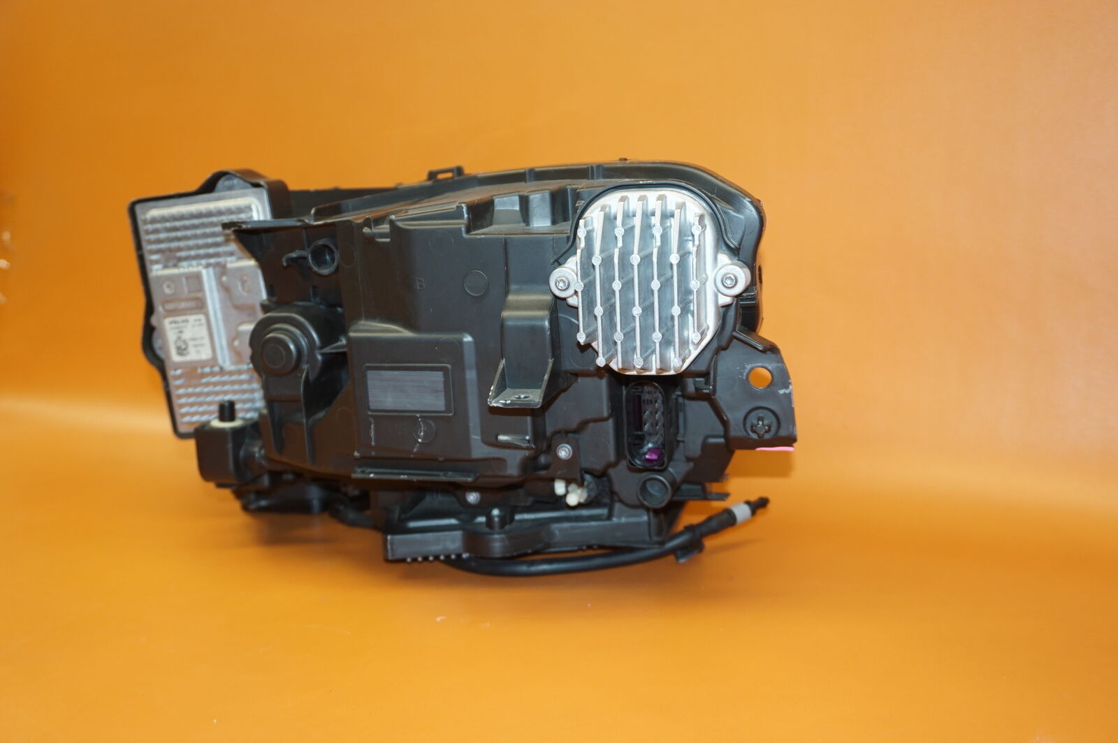 VOLVO S90 HEADLIGHT 2017 2018 2019 RIGHT PASSENGER