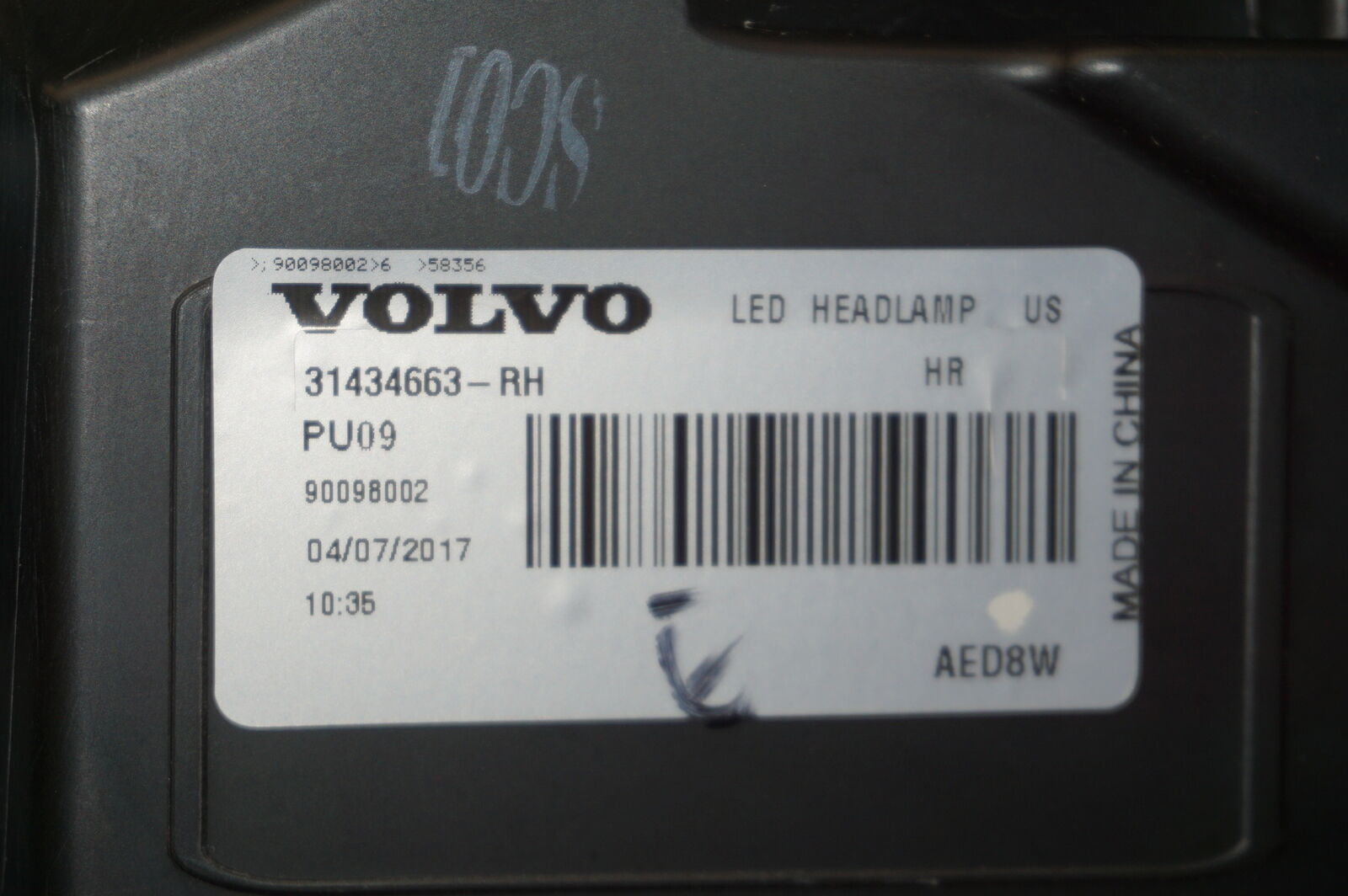 VOLVO S90 HEADLIGHT 2017 2018 2019 RIGHT PASSENGER