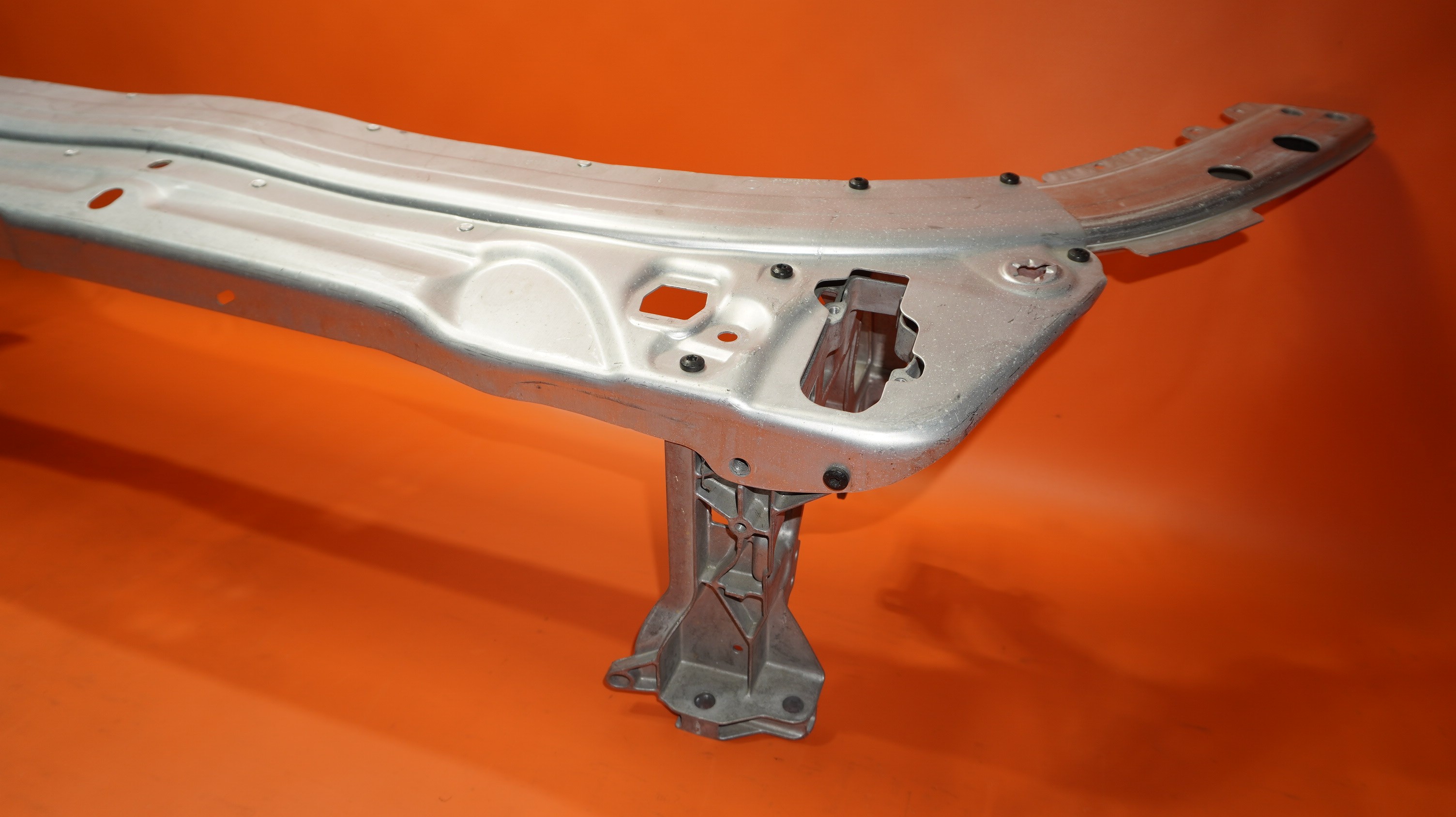 MERCEDES BENZ C300 UPPER TIE BAR SUPPORT 2015 2016 2017 2018 2019