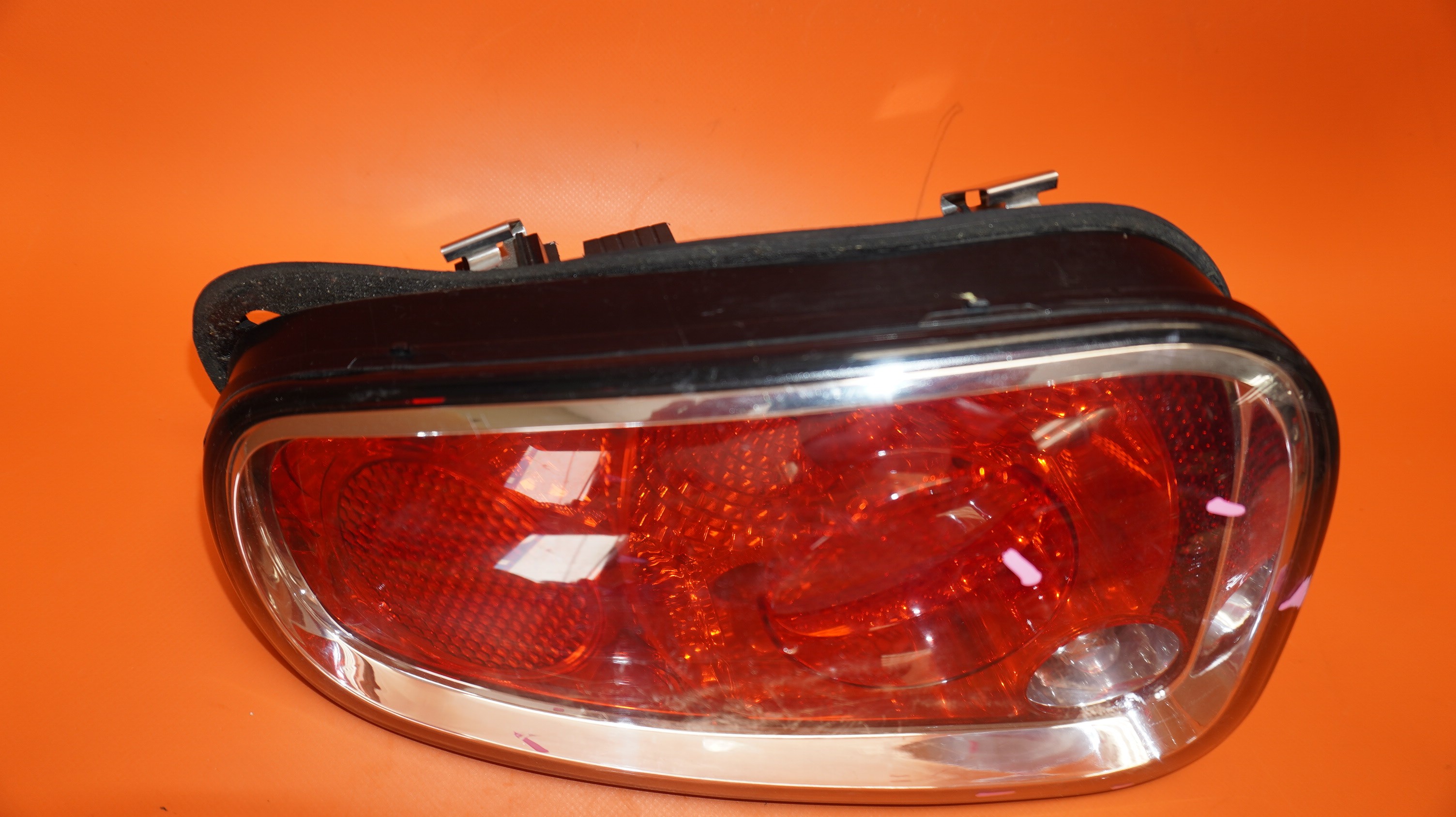 MINI COOPER TAIL LIGHT RIGHT PASSENGER 2002 2003 2004 2005 2006