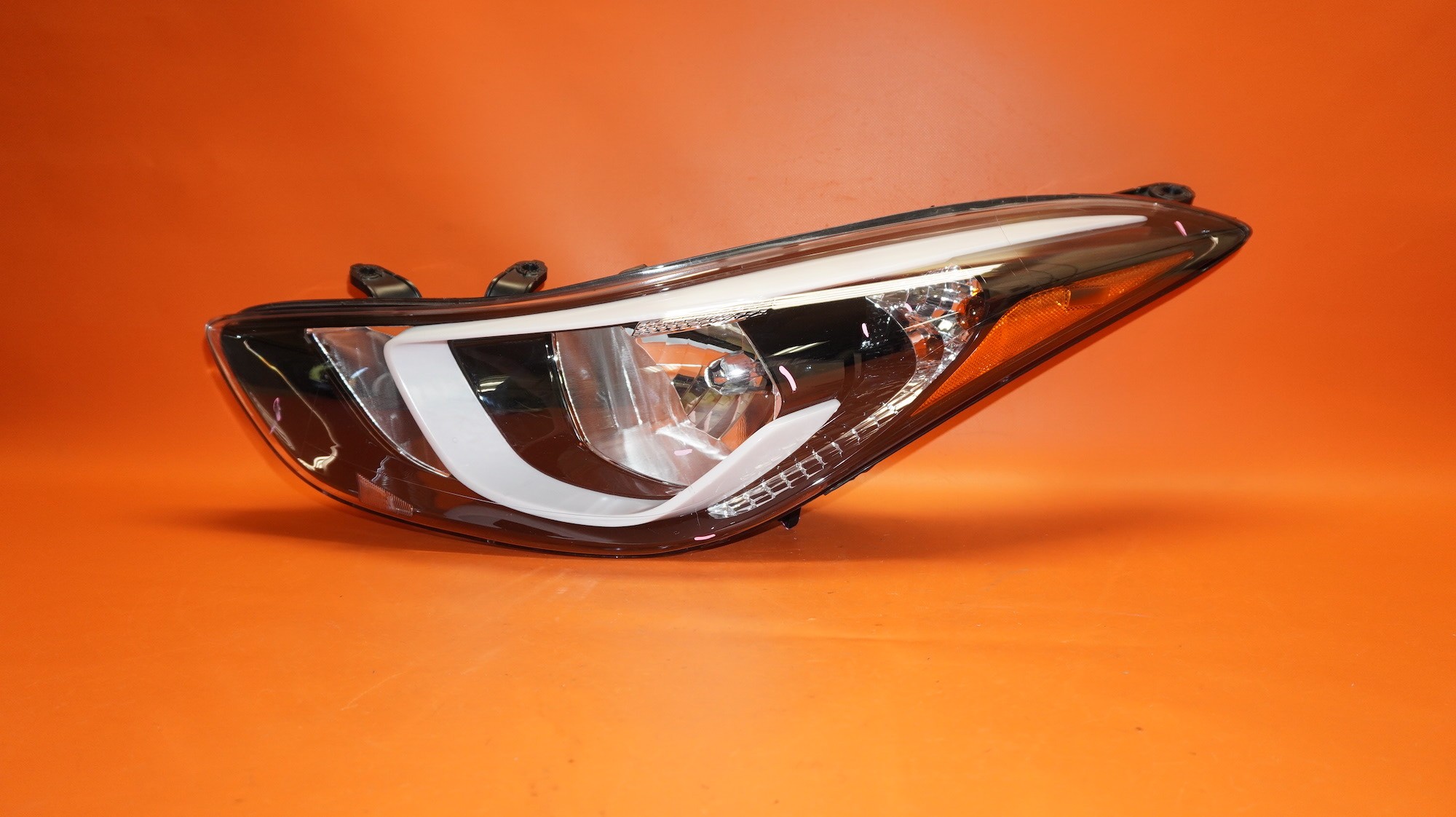 HYUNDAI ELANTRA HEADLIGHT LEFT DRIVER 2014 2015 2016 92101-3X HALOGEN