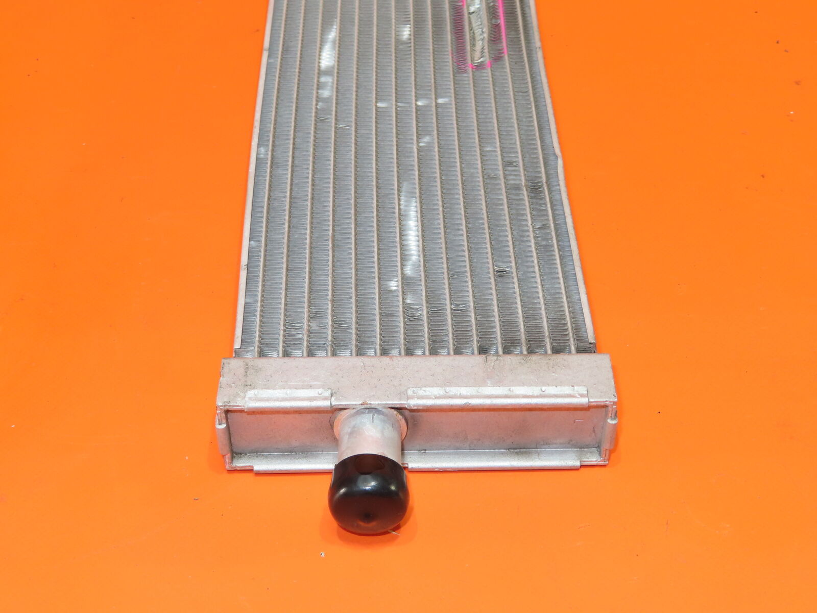 VW TOUAREG AUXILIARY RADIATOR HYBRID 2011 2012 2013 2014