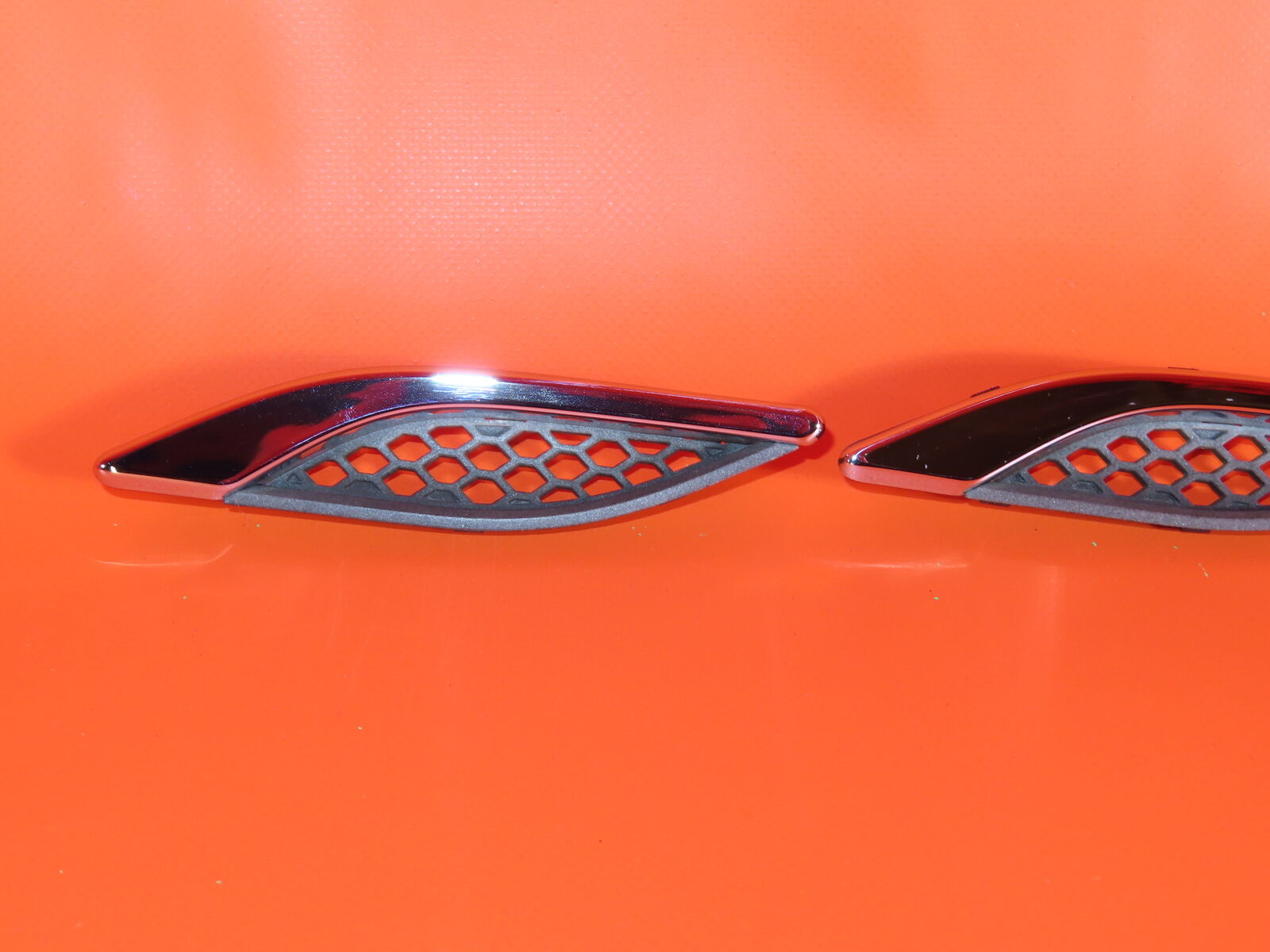 MASERATI GHIBLI FENDER VENT GRILLE 2014 2015 2016 2017