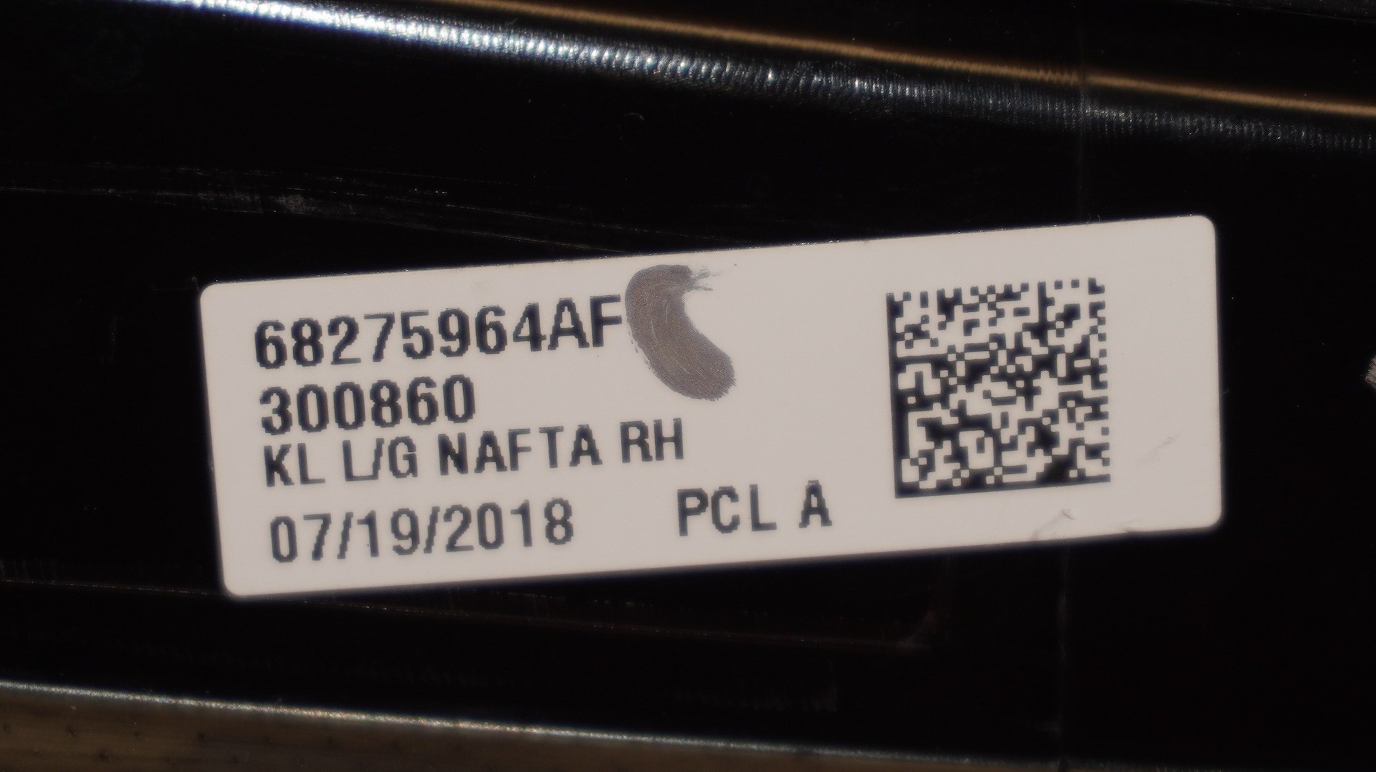 JEEP CHEROKEE LIFTGATE TAIL LIGHT RIGHT PASSENGER 2019 2020 68275964AF