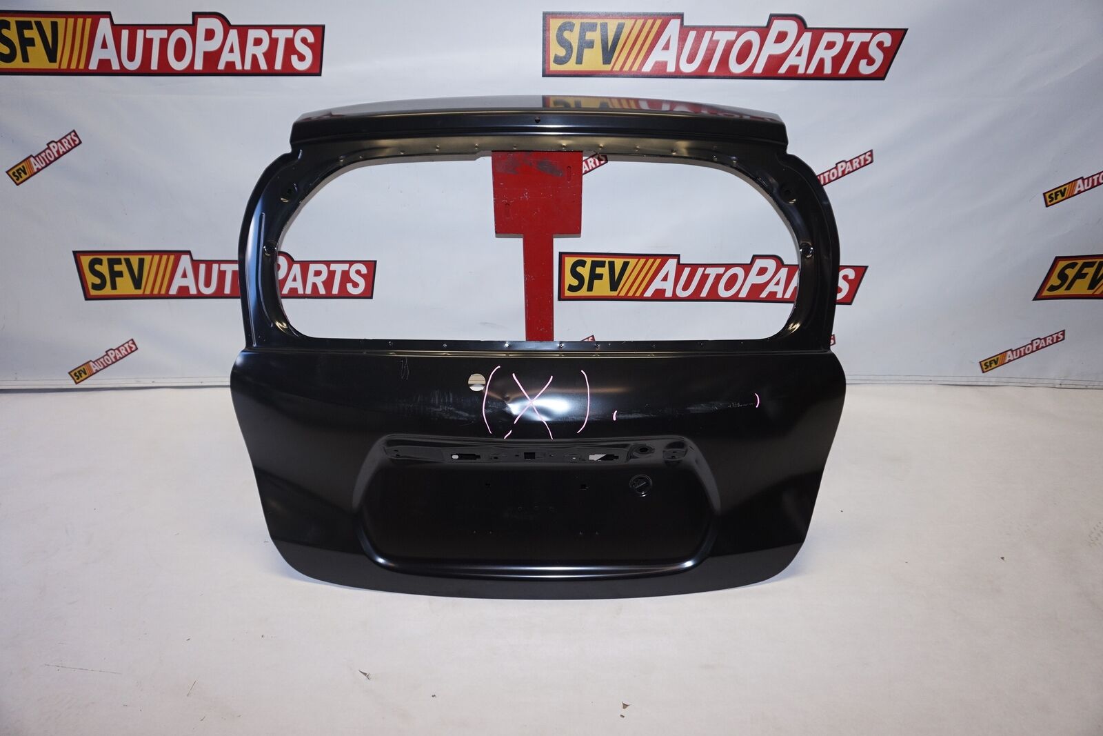 NISSAN VERSA GATE 2014 2015 2016 2017 LIFT TAIL GATE