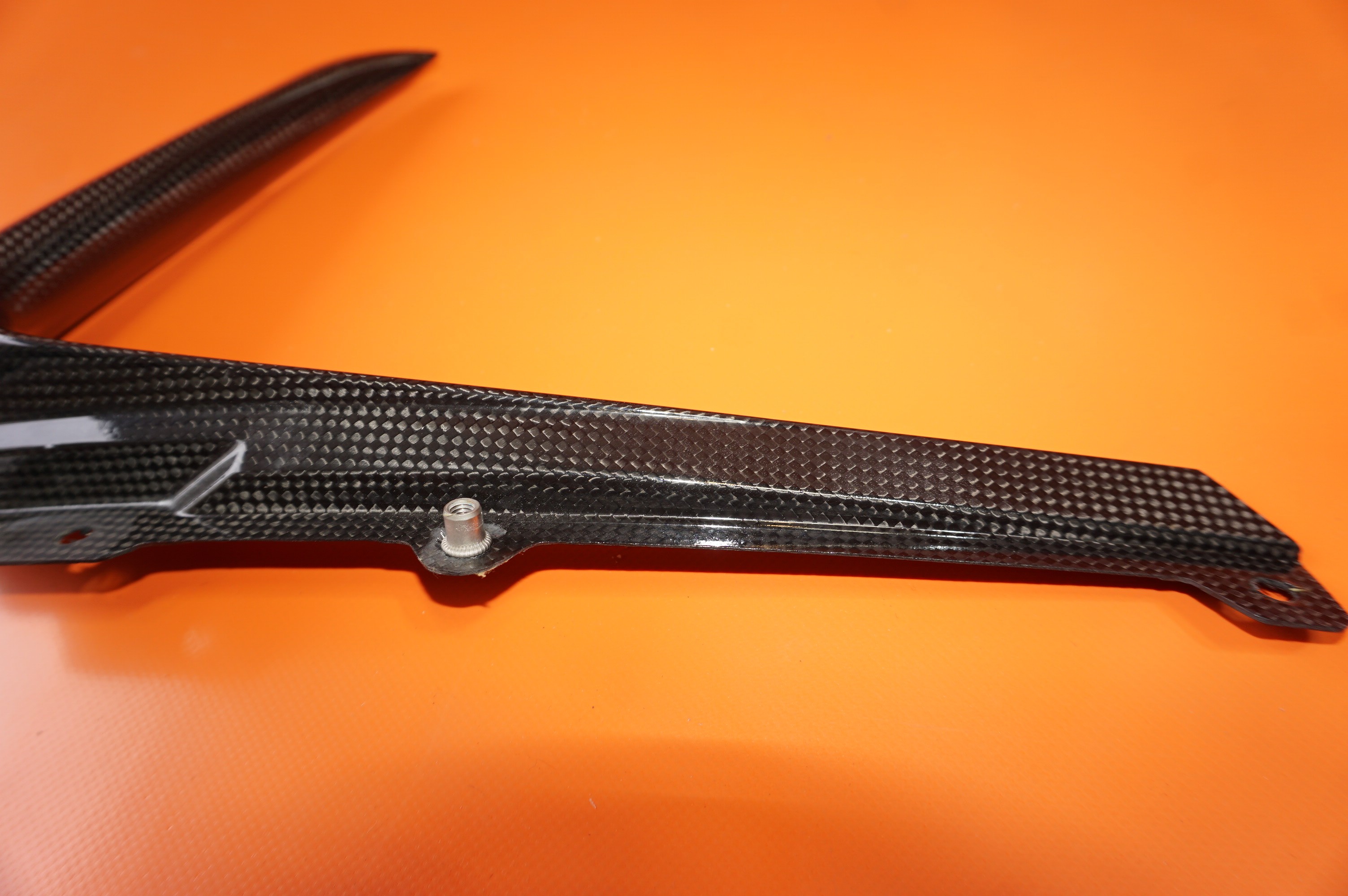 FERRARI 488 PISTA LATERAL UNDER MOLDING TRIM LEFT FRONT 2017 2018 2019