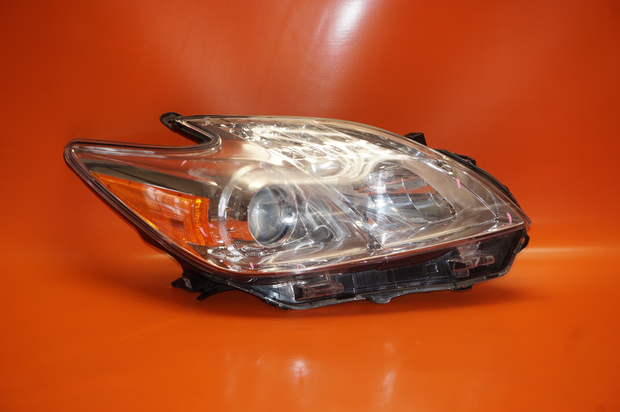TOYOTA PRIUS HEADLIGHT RIGHT PASSENGER 2012 2013 2014 2015