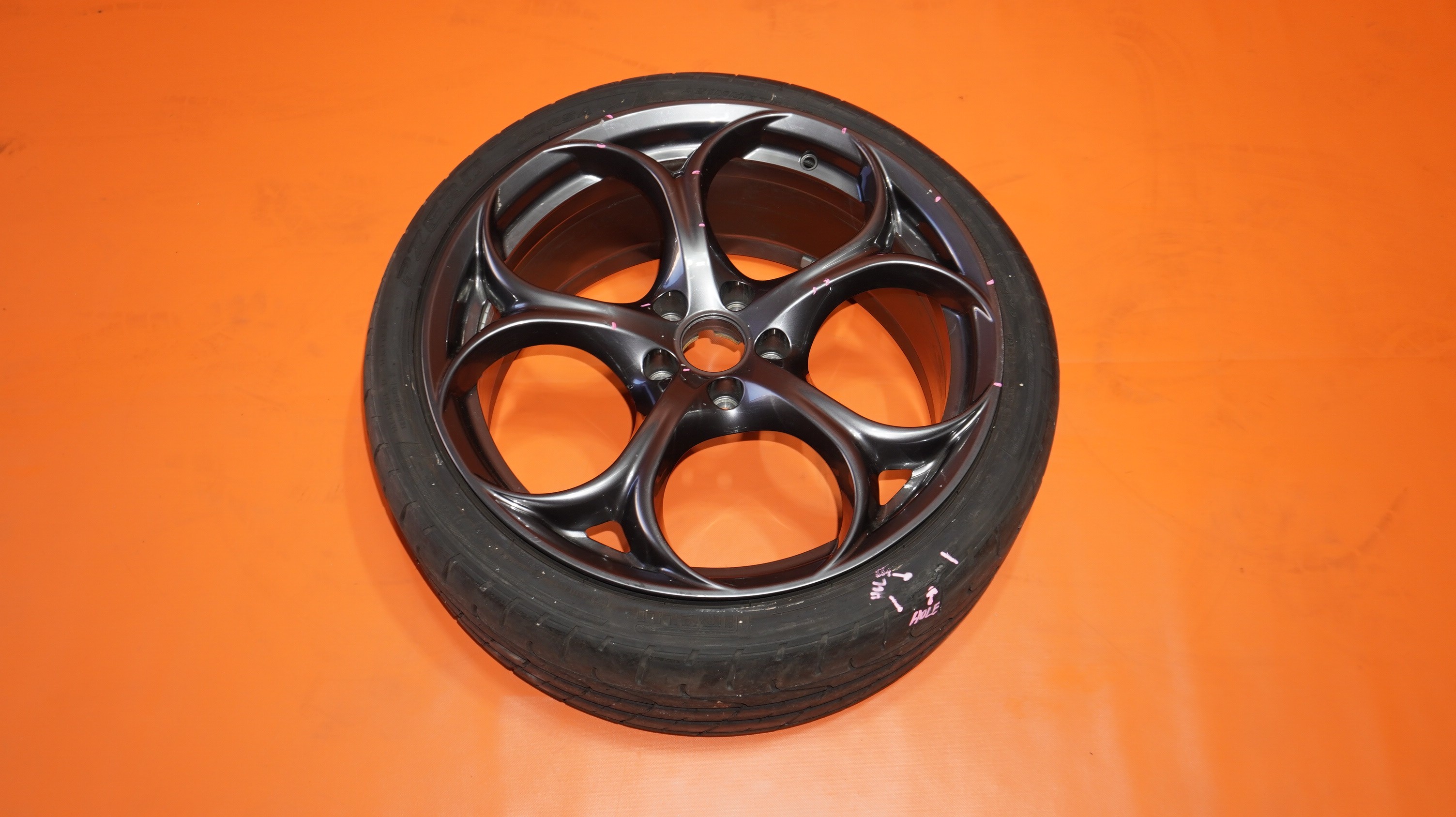 ALFA ROMEO GIULIA WHEEL 19" RIM FRONT 2017 2018 2019 156112953 ALLOY OEM