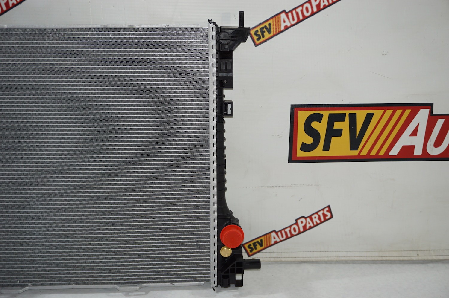 ALFA ROMEO GIULIA COOLING RADIATOR 2017 2018 2019 2020 50549761 OEM