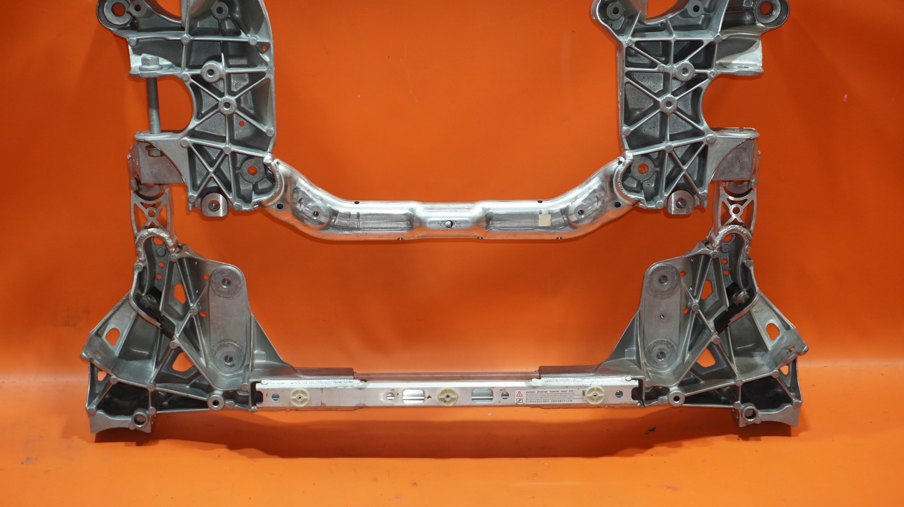 BMW 750 CROSSMEMBER FRONT SUBFRAME 2016 2017 2018 2019 G12 6887340 OEM