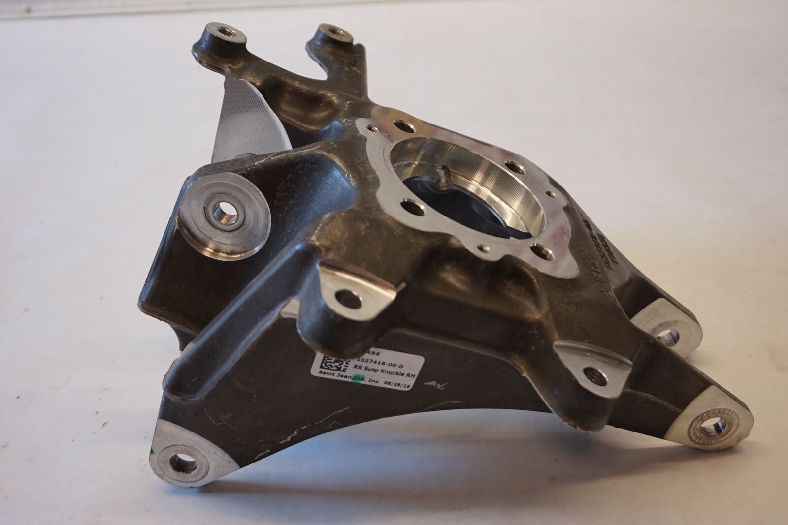 TESLA MODEL X KNUCKLE RIGHT REAR 2016 2017 2018 2019 1027416-00-D OEM