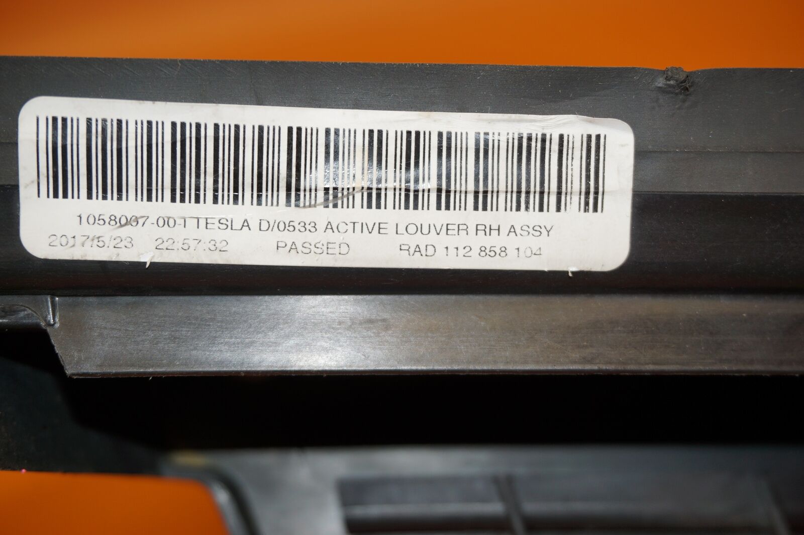 TESLA MODEL S ACTIVE LOUVER RIGHT PASSENGER 2016 2017 FACELIFT