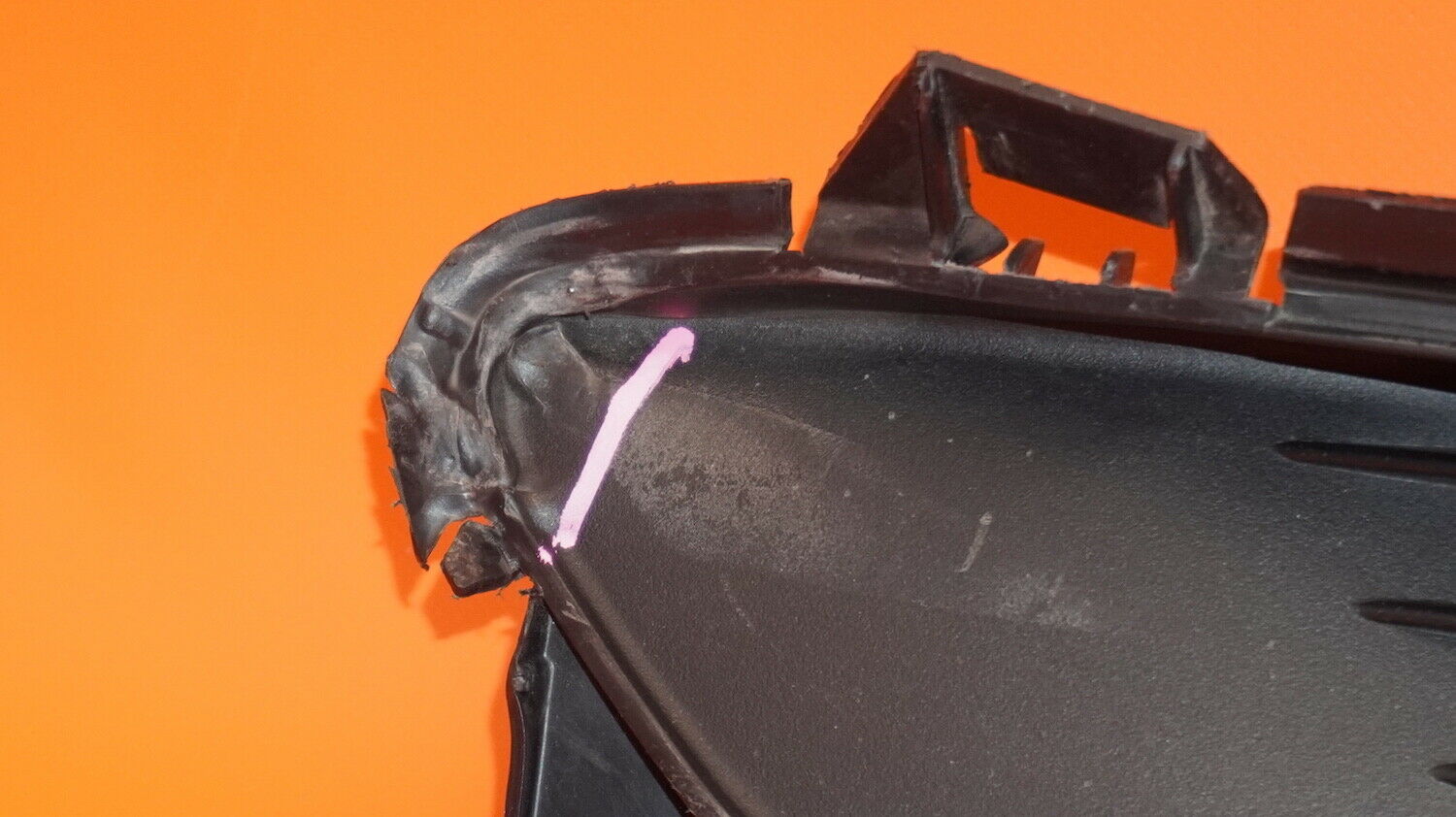 TESLA MODEL 3 LOWER GRILLE AND SENSORS 2017 2018