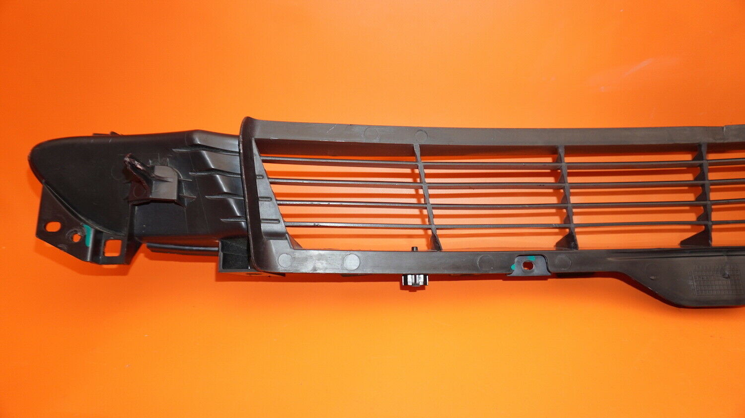 TESLA MODEL 3 LOWER GRILLE AND SENSORS 2017 2018