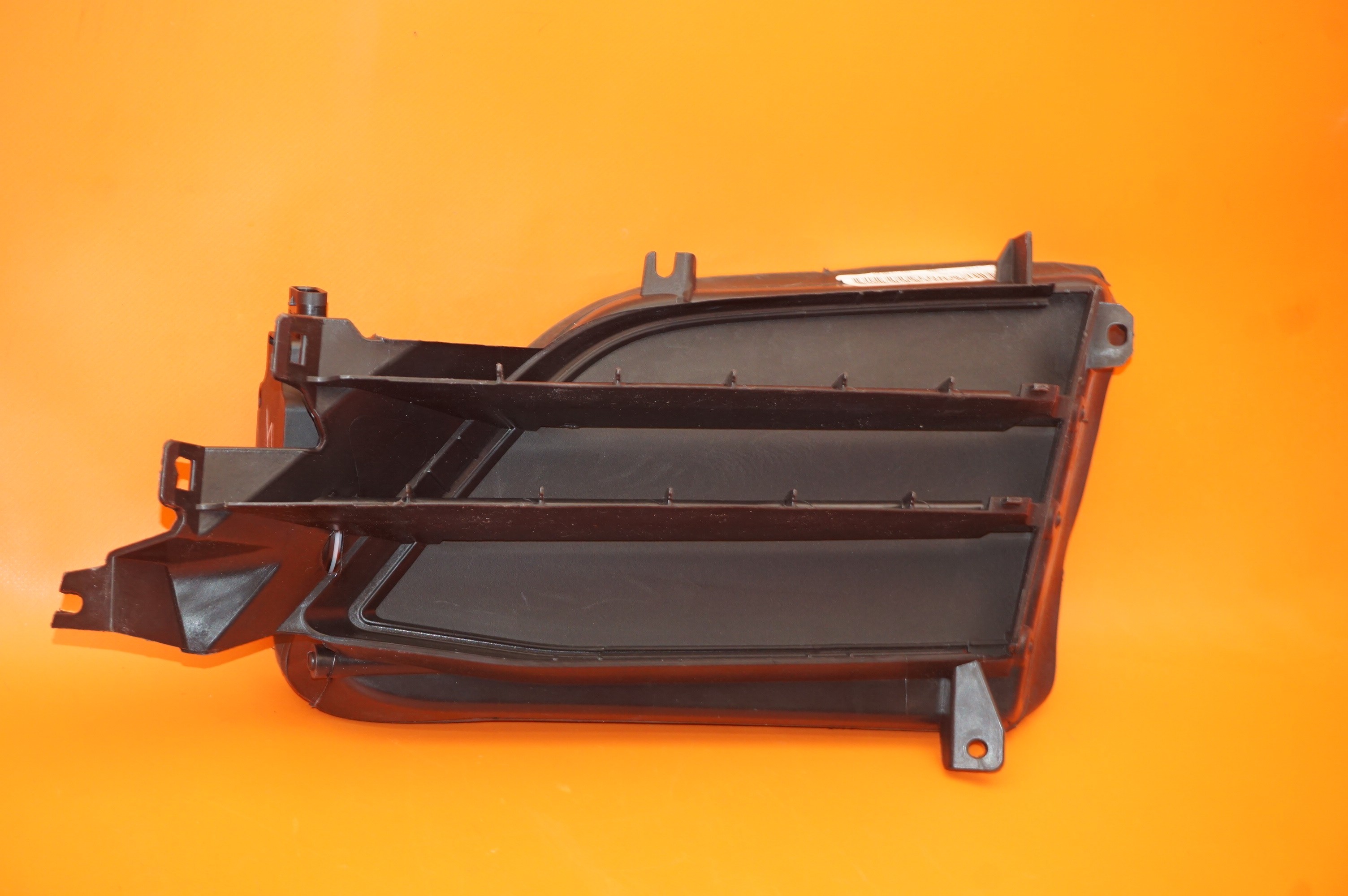 TESLA MODEL S ACTIVE LOUVER LEFT DRIVER 2016 2017 2018 1057851-00-J