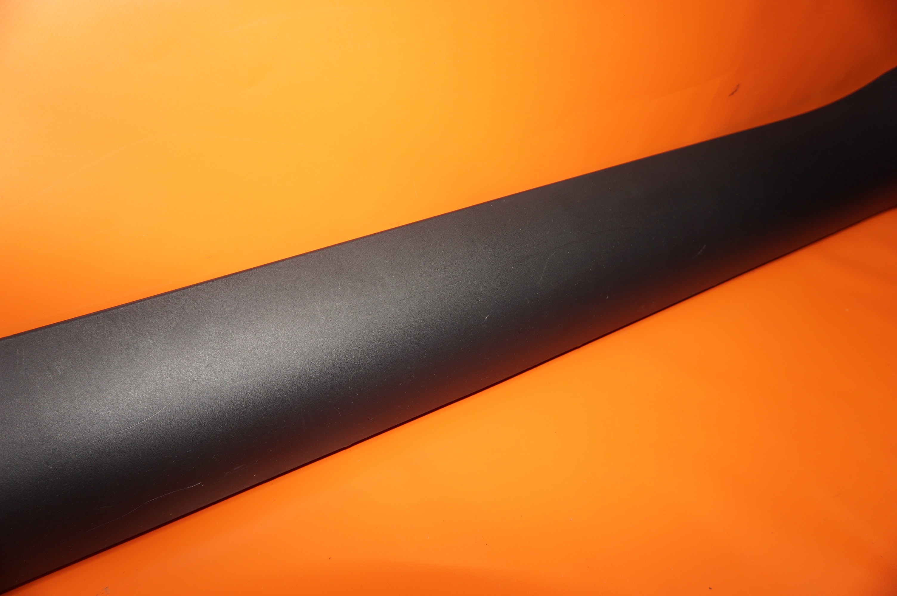 TESLA MODEL Y ROCKER MOLDING LEFT DRIVER 2020 2021 2022 TEXTURE