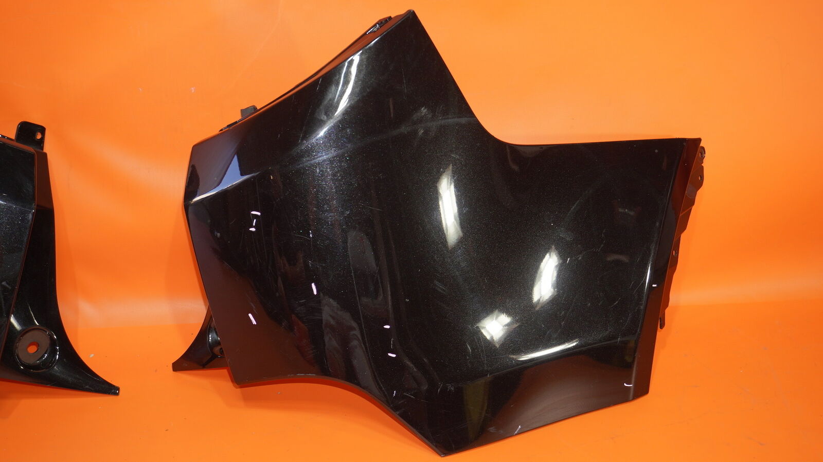 LAND ROVER DISCOVERY SPORT REAR BUMPER COVER 2015 2016