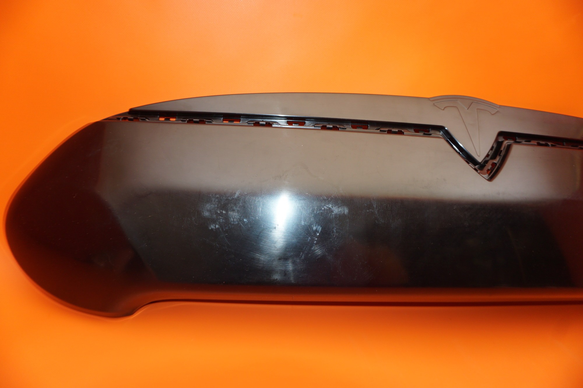 TESLA MODEL S GRILLE APPLIQUE 2012 2013 2014 2015 1017415-00-D OEM