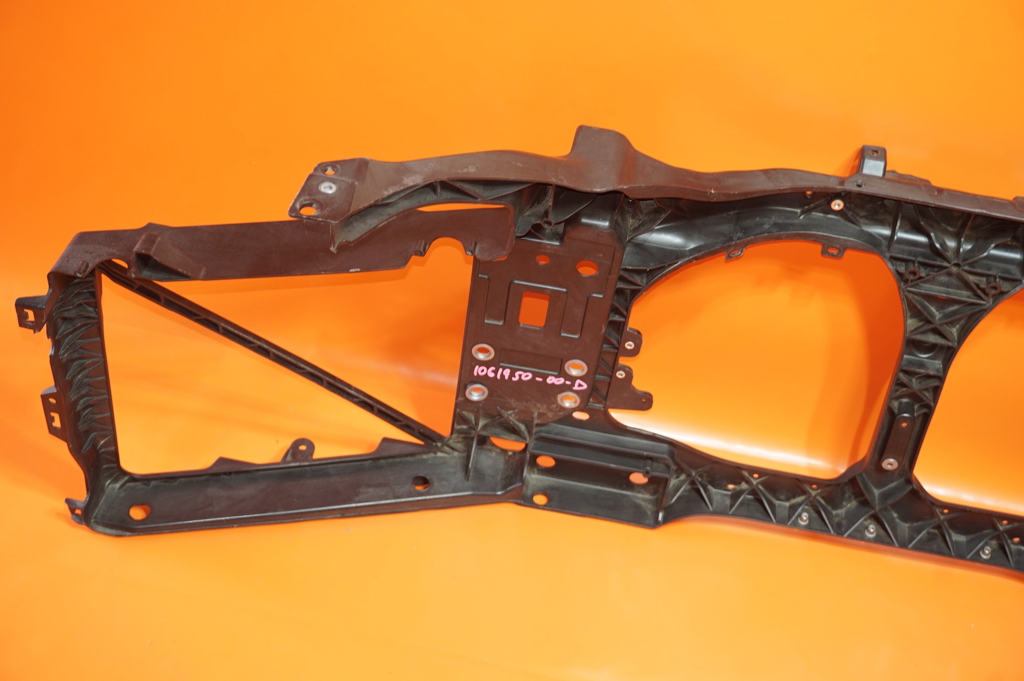 TESLA MODEL S RADIATOR SUPPORT PLASTIC 2015 2016 2017 2018 2019 1061950 ...