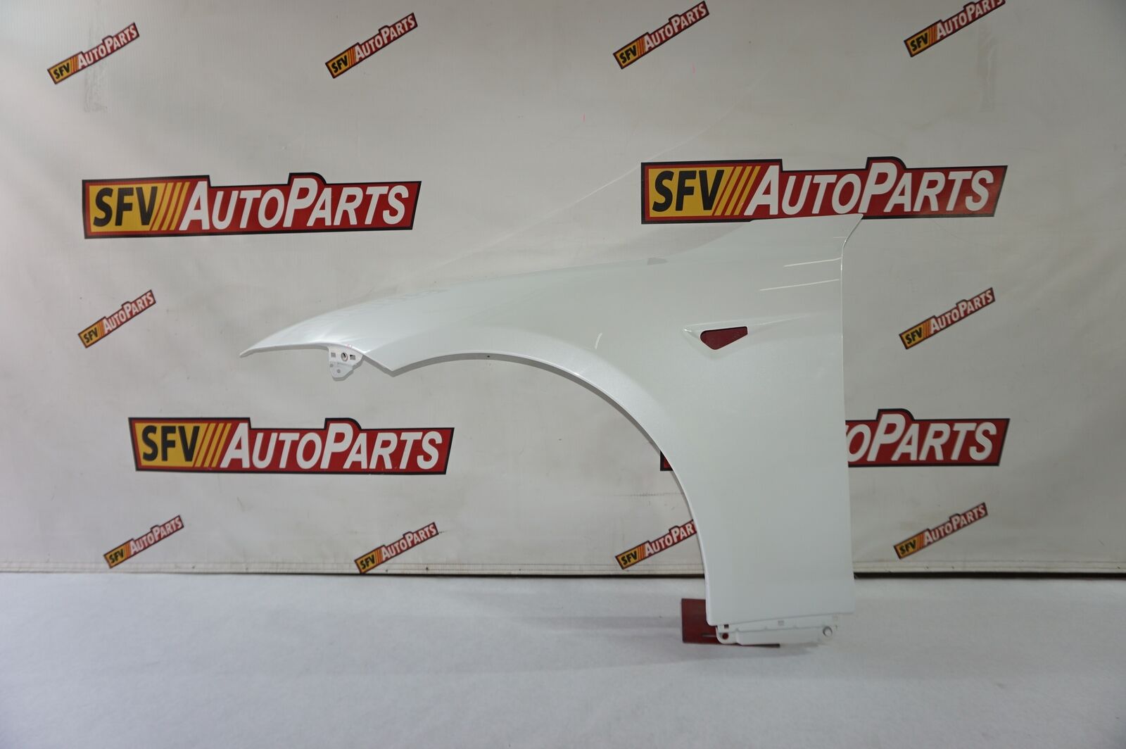 TESLA MODEL S FENDER LEFT DRIVER 2016 2017 2018 2019 WHITE OEM