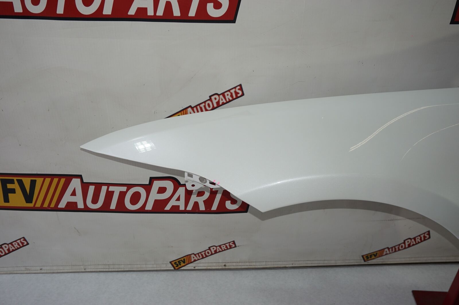 TESLA MODEL S FENDER LEFT DRIVER 2016 2017 2018 2019 WHITE OEM