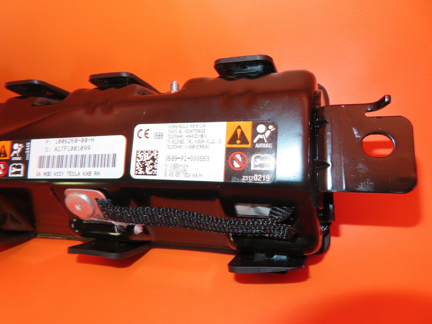 TESLA MODEL S X KNEE AIRBAG RIGHT PASSENGER 2015 2016