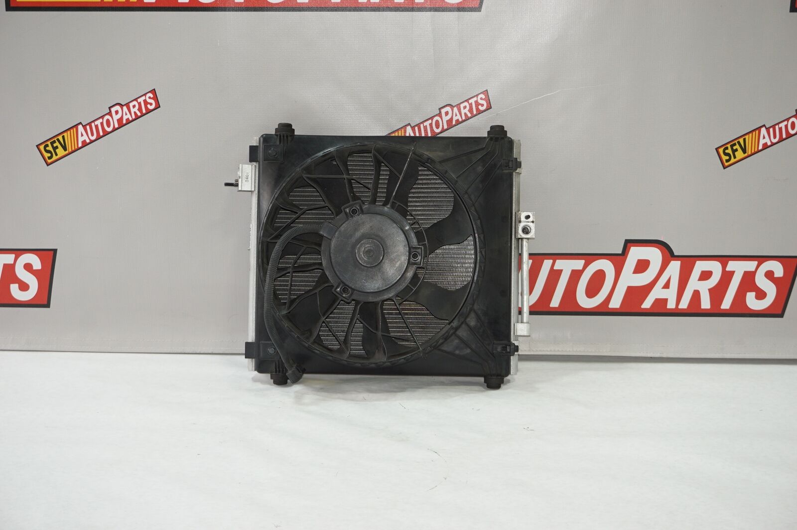 TESLA MODEL S AC CONDENSOR RADIATOR FAN LEFT DRIVER DAMAGED 2016 2017 ...