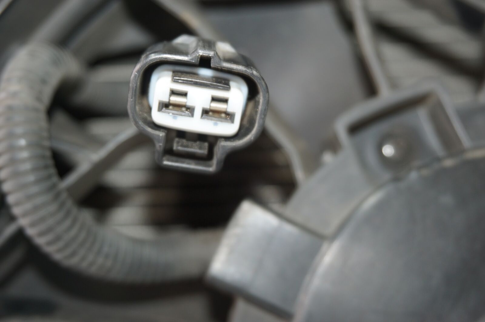 TESLA MODEL S AC CONDENSOR RADIATOR FAN LEFT DRIVER DAMAGED 2016 2017 ...