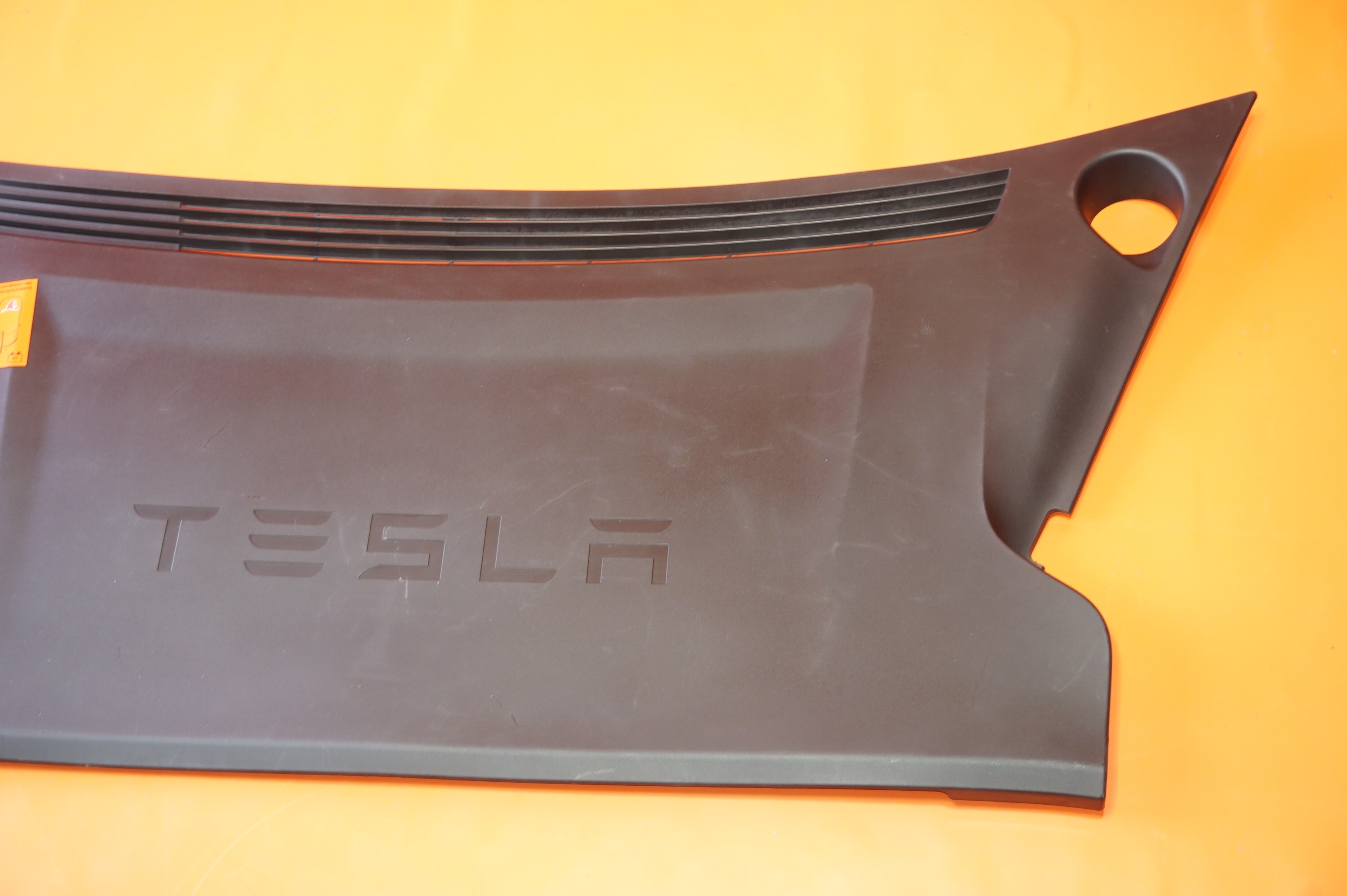 TESLA MODEL S F RONT TRUNK APRON TRIM COVER 2016 2017 2018 2019 2020