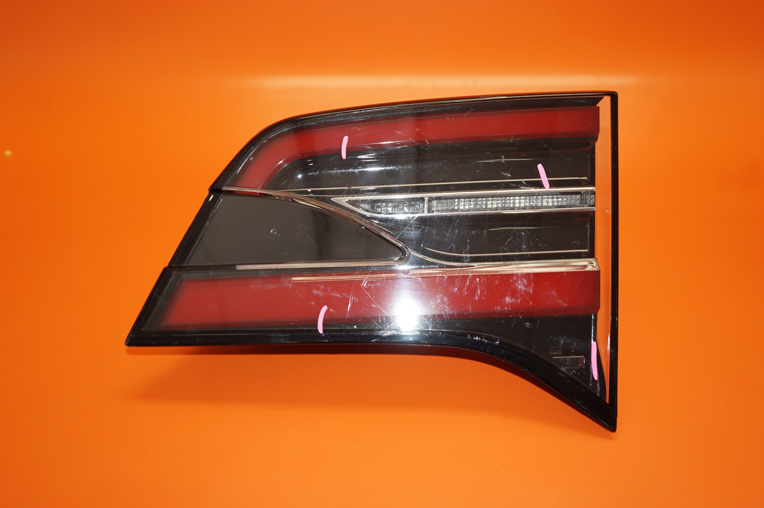 TESLA MODEL X TRUNK TAIL LIGHT 2016 2017 2018 2019 2020 RIGHT