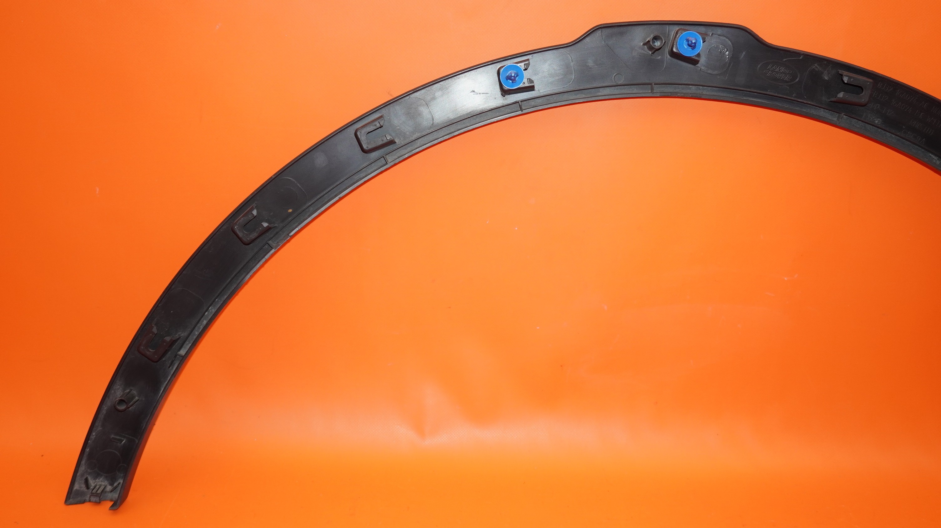 RANGE ROVER EVOQUE FENDER FLARE RIGHT TRIM 2015 2016 2017 2018