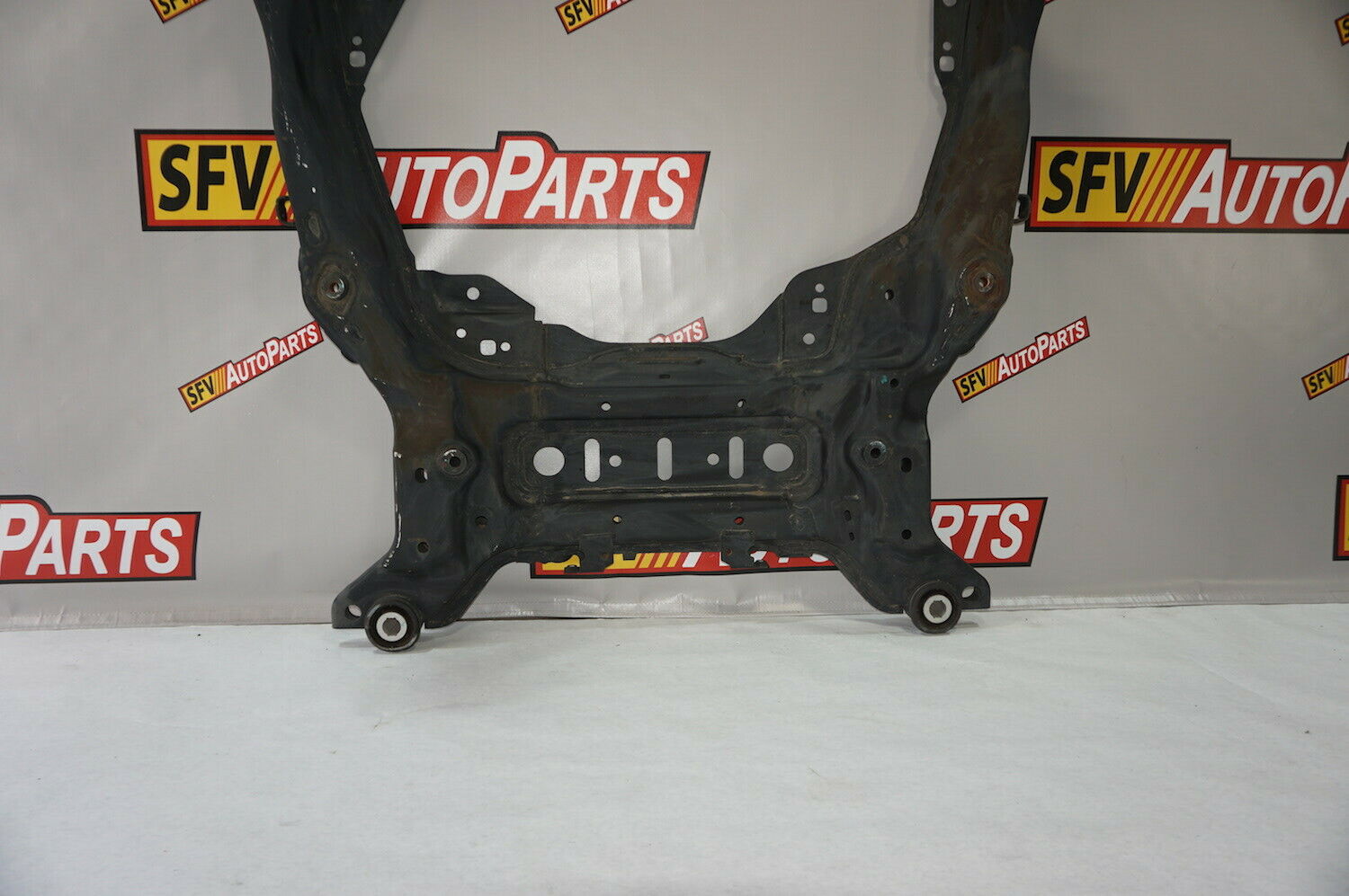RANGE ROVER EVOQUE CROSSMEMBER SUBFRAME FRONT 2012