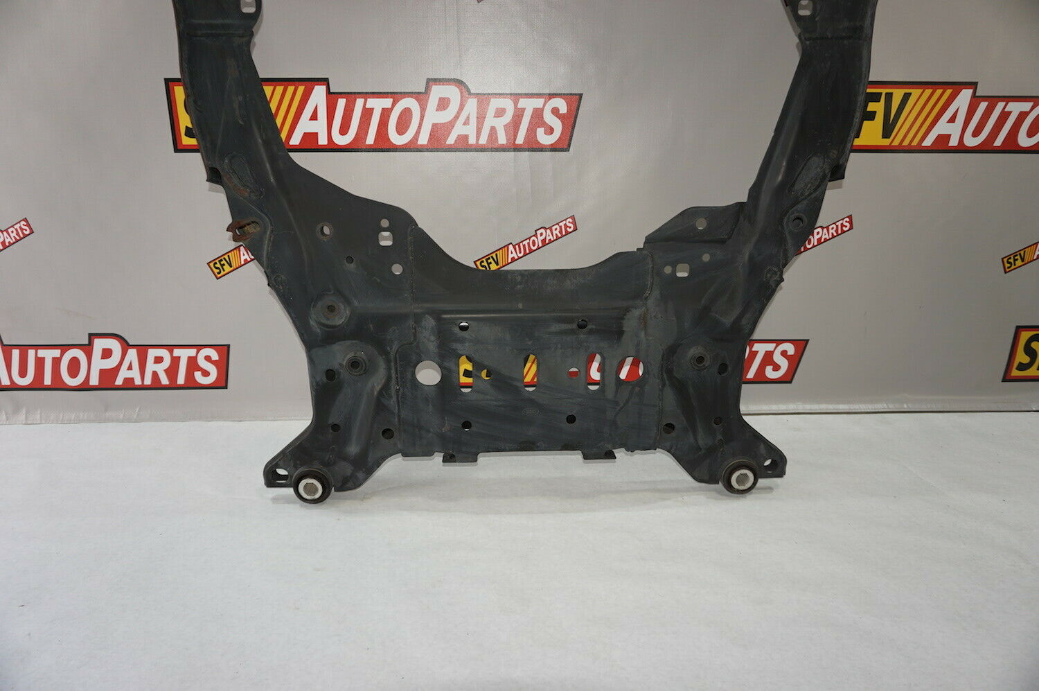 RANGE ROVER EVOQUE CROSSMEMBER SUBFRAME FRONT 2012