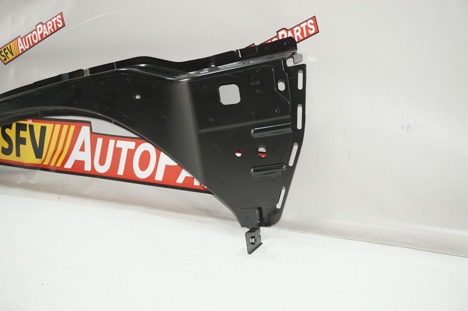 MASERATI GHIBLI UPPER STRUT RIGHT PASSENGER 2014 2015