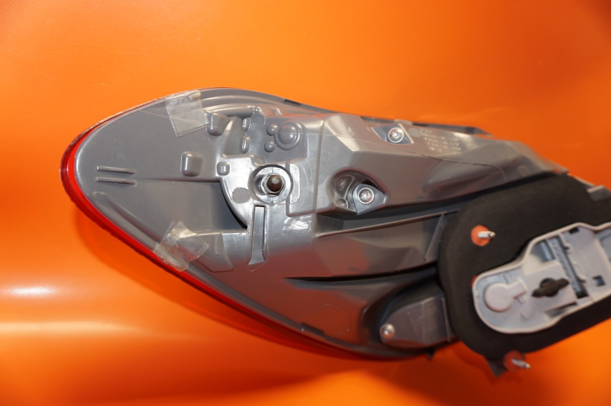 MERCEDES C300 TAIL LIGHT RIGHT PASSENGER 2015 2016 C400 LED A2059061902 OEM