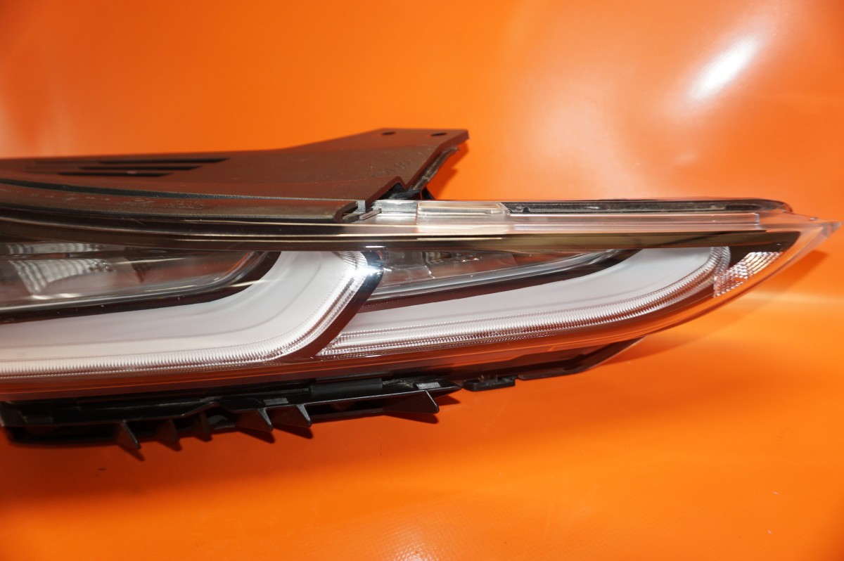 HYUNDAI SANTA FE HEADLIGHT RUNNING LIGHT RIGHT PASSENGER 2019 2020 ...
