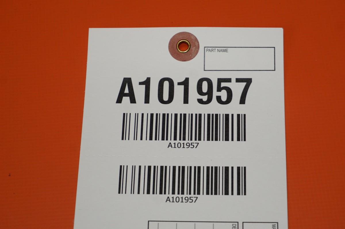 MERCEDES GLS63 FENDER LINER LEFT FROONT 2017 2018 2019 AMG A1668800901 OEM