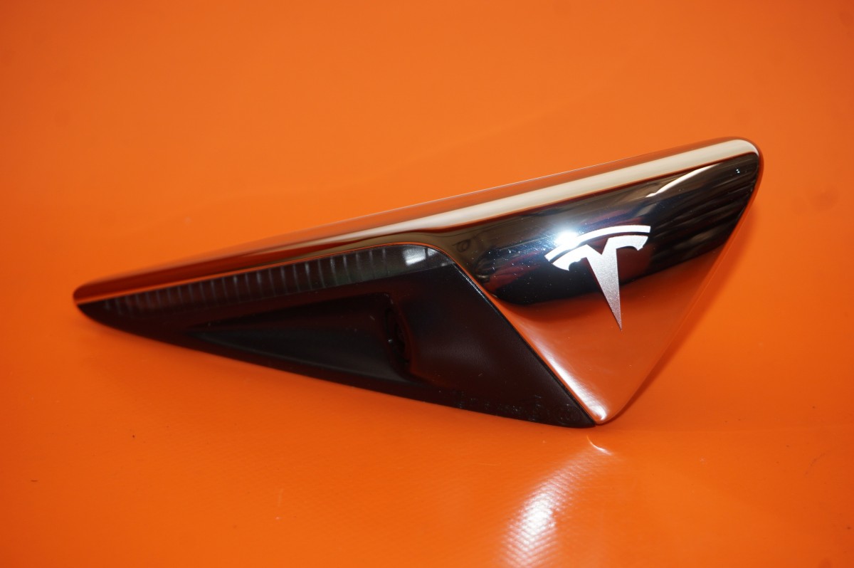 TESLA MODEL X FENDER CAMERA SIDE MARKER RIGHT PASSENGER 2016 2017 2018 ...