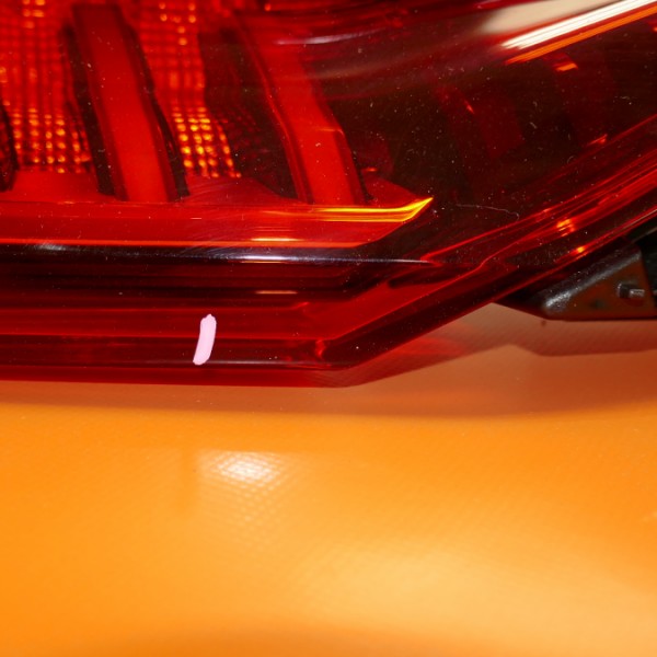 AUDI Q8 TAIL LIGHT TAIL GATE CENTER LED 2018 2019 2020 4M8945695B OEM