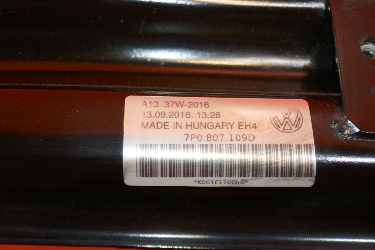 PORSCHE CAYENNE REINFORCEMENT FRONT 2011 2012 2013 2014 2015 7P0807109D OEM