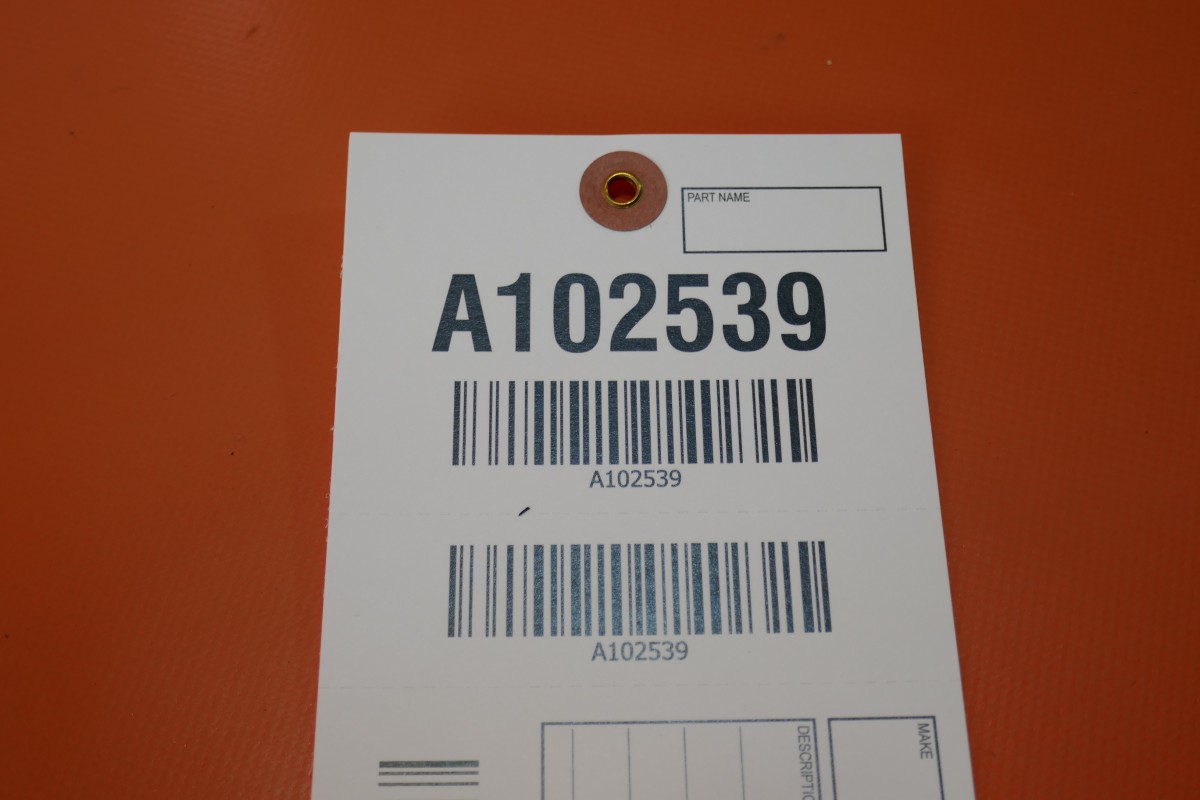 AUDI Q7 LOWER RAIL BRACKET LEFT RIGHT 2017 2018 2019 2020 Q8 4M0802037B OEM