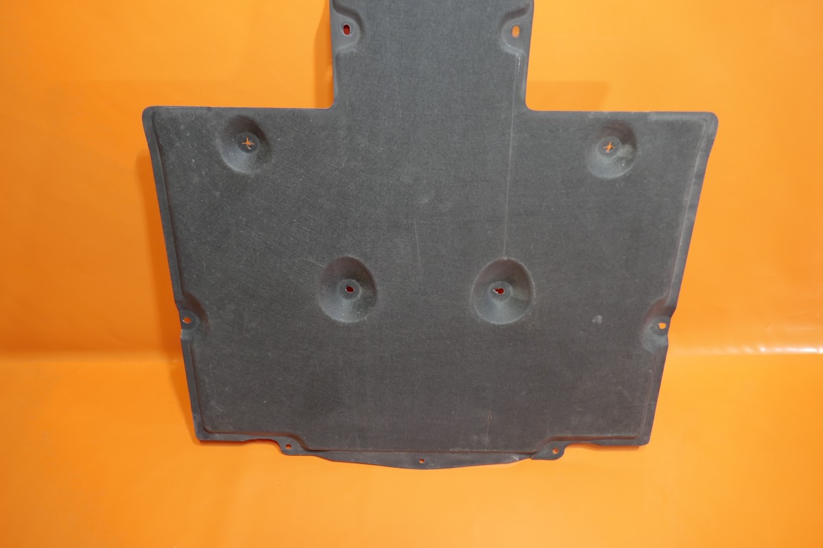 PORSCHE 911 BOXSTER 718 CAYMAN CENTER SHIELD 2017 2018 2018 99150460300 OEM