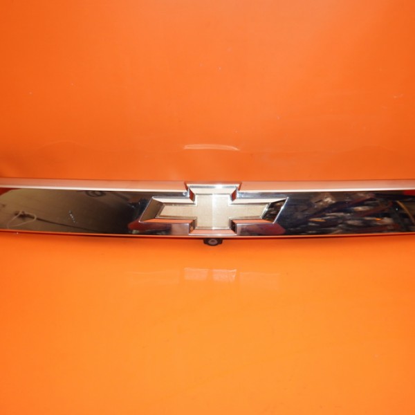 CHEVROLET TRAX GATE MOLDING CHROME TRIM CAMERA 2015 2016 2017 2018 95297347