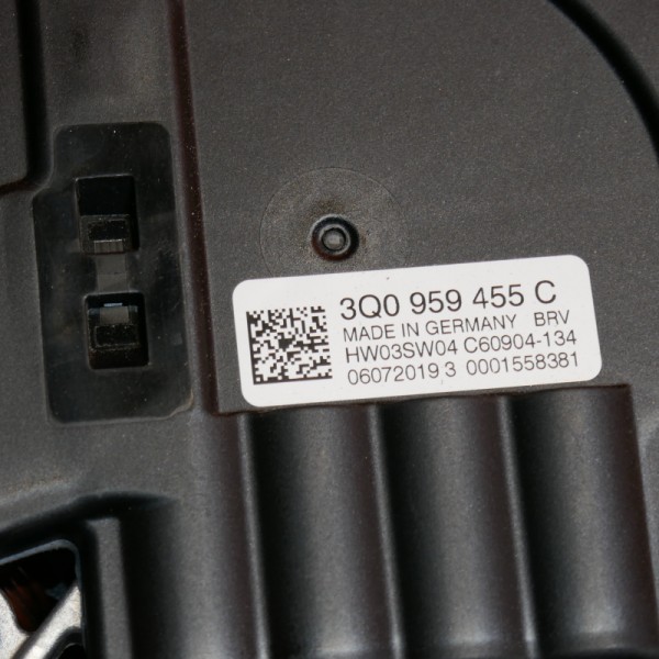 AUDI Q3 COOLING FAN 2019 2020 2021 2.0L 3Q0121203D OEM