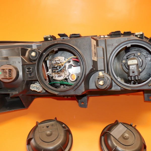 VOLVO XC70 HEADLIGHT LEFT DRIVER 2001 2002 2003 2004 HALOGEN S60 ...